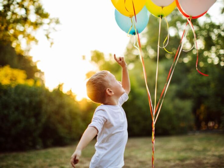 20 easy and fun balloon game ideas for toddlers and preschoolers
