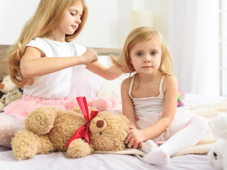 10 Signs of a Lazy Mother: Identifying Neglectful Parenting Patterns