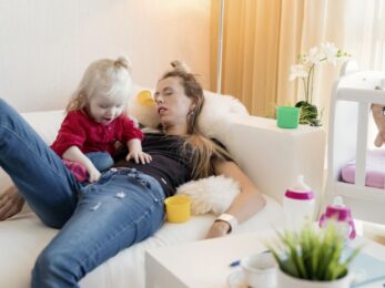 10 Signs of a Lazy Mother: Identifying Neglectful Parenting Patterns
