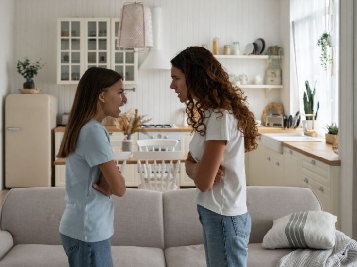 16 signs you're raising a spoiled teenager (& How to fix it)